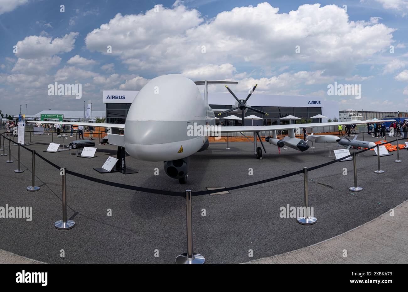 Army drone cockpit hi-res stock photography and images - Alamy