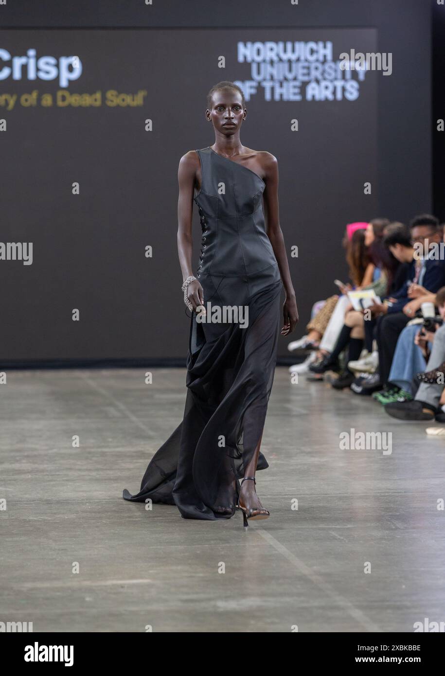 London, uk 12th June 2024 GFW international catwalk Graduate Fashion ...