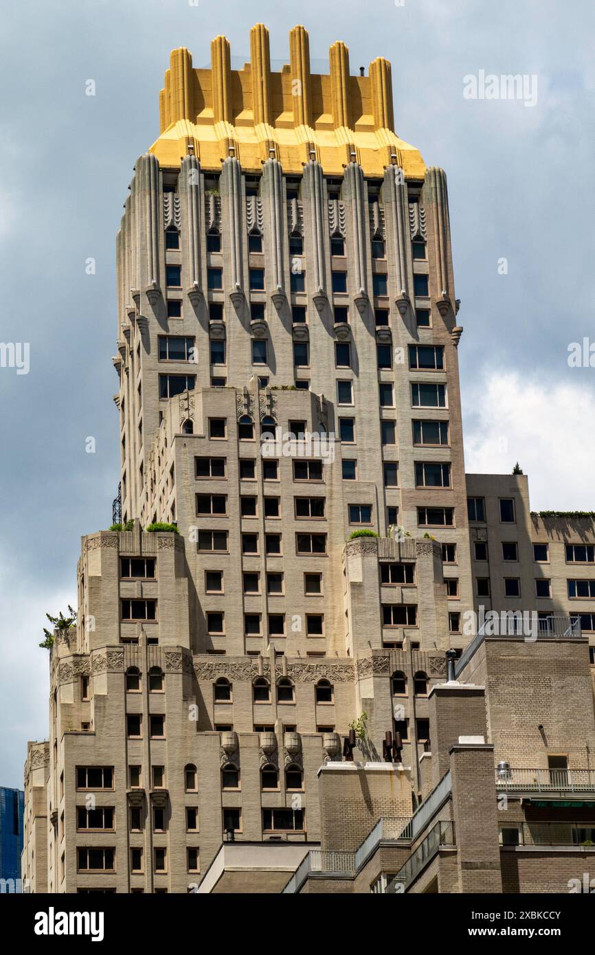 Central crown hi-res stock photography and images - Alamy