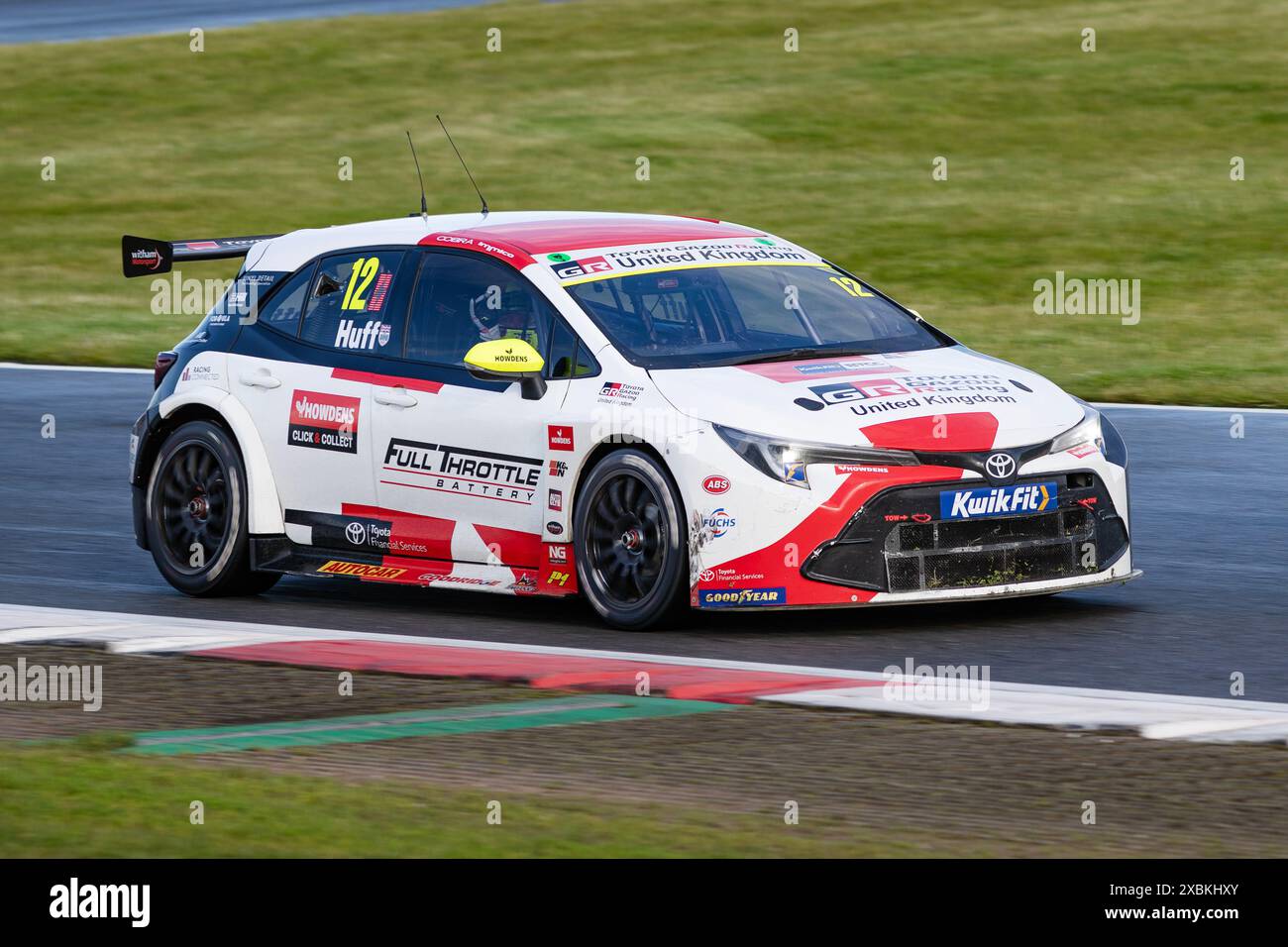 Race 3 Winner Rob Huff KwikFit British Touring Car Championship ...