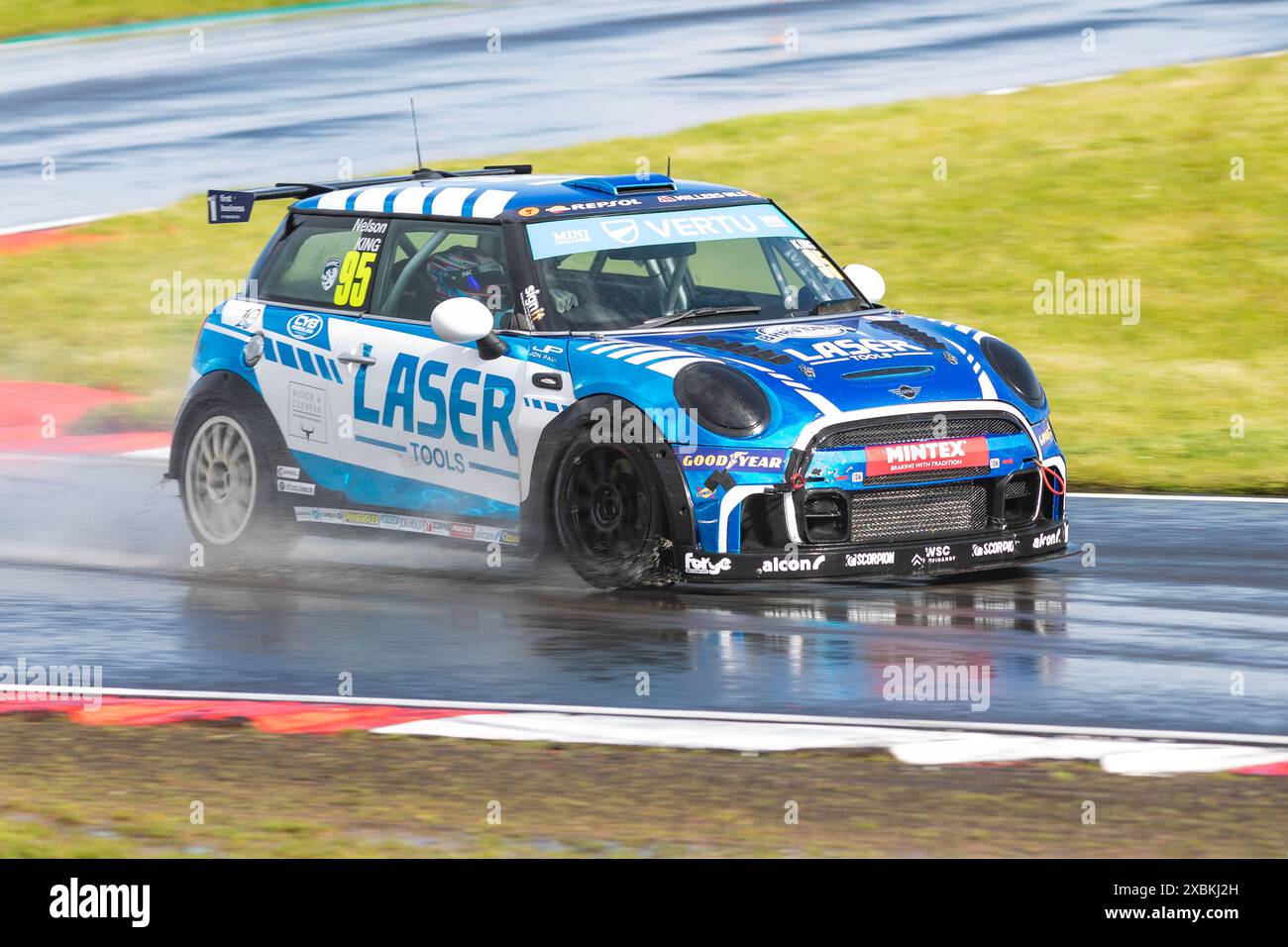 Nelson King Vertu Mini Challenge, Snetterton Circuit, Norwich, Norfolk ...