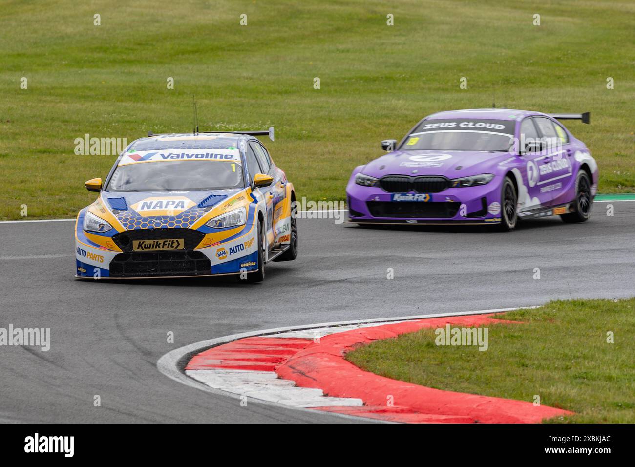 Ash Sutton Under Pressure From Bobby Thompson, British Touring Car ...