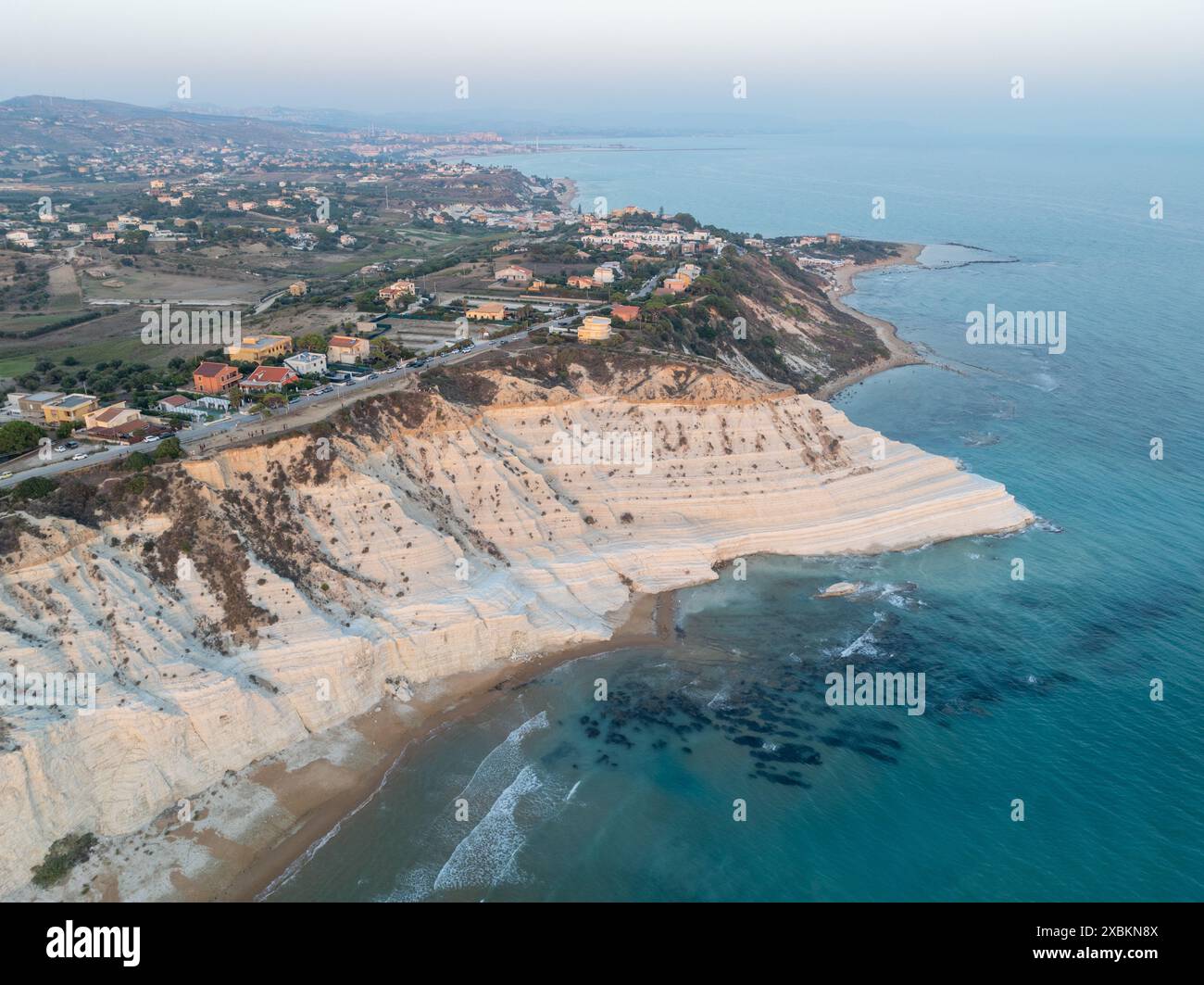 Scala dei turchi beach sunset hi-res stock photography and images - Alamy