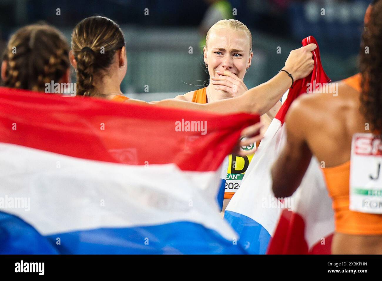 ROME - Marije van Hunenstijn celebrates third place in the 4x100 meters ...