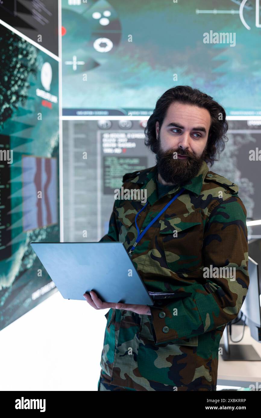 Control room screen world map hi-res stock photography and images - Alamy