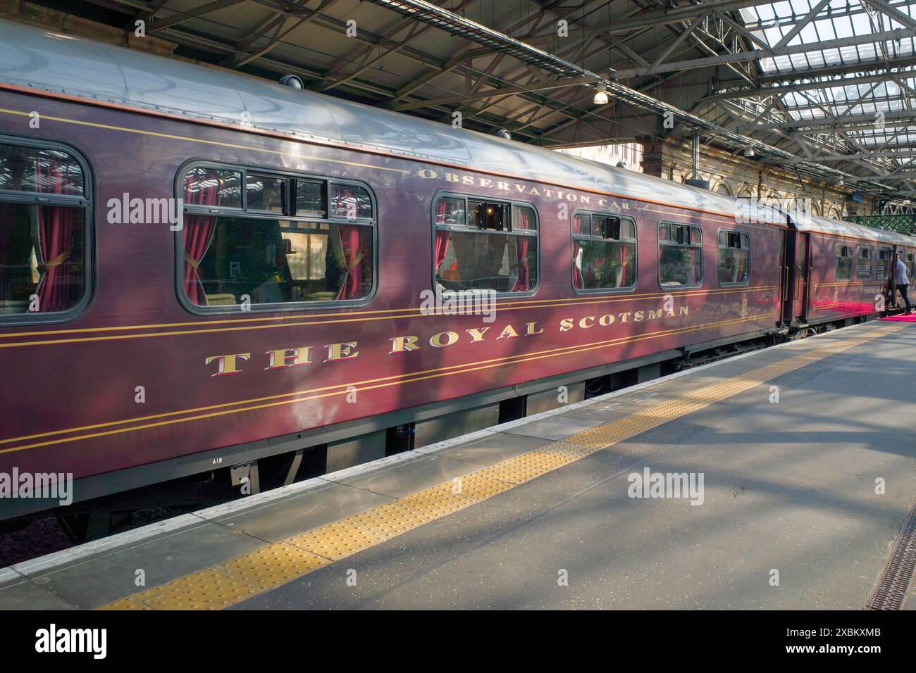 Royal scotsman train hi-res stock photography and images - Alamy