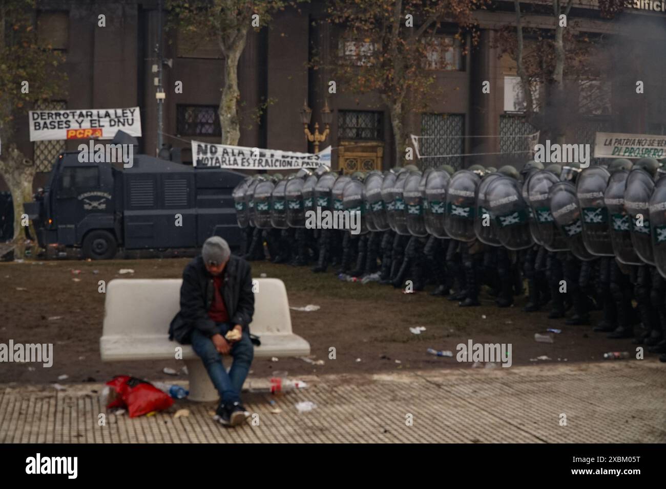 The security forces deploy a mega operation for the treatment of the ...