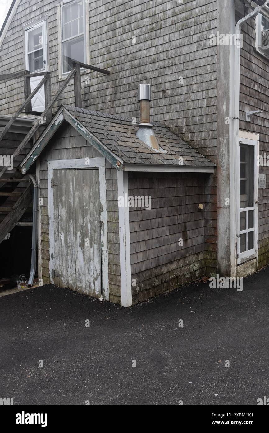 Utility building hi-res stock photography and images - Alamy