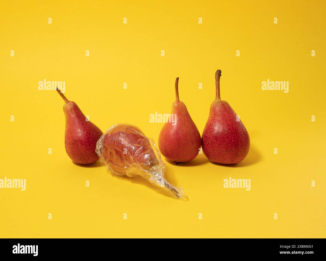 Plastic dynamism hi-res stock photography and images - Alamy