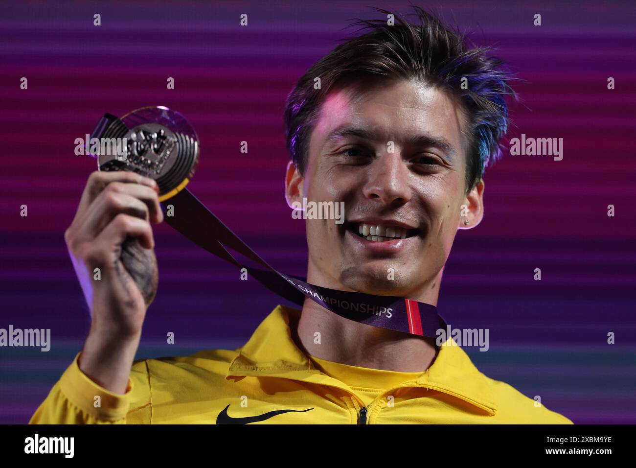 Oleg zernikel pole vault hi-res stock photography and images - Alamy