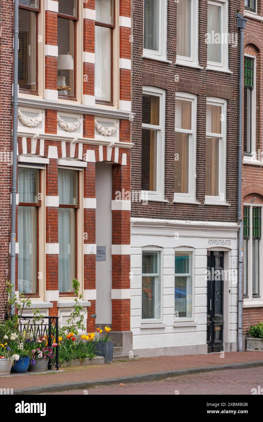 Detailed facades hi-res stock photography and images - Alamy