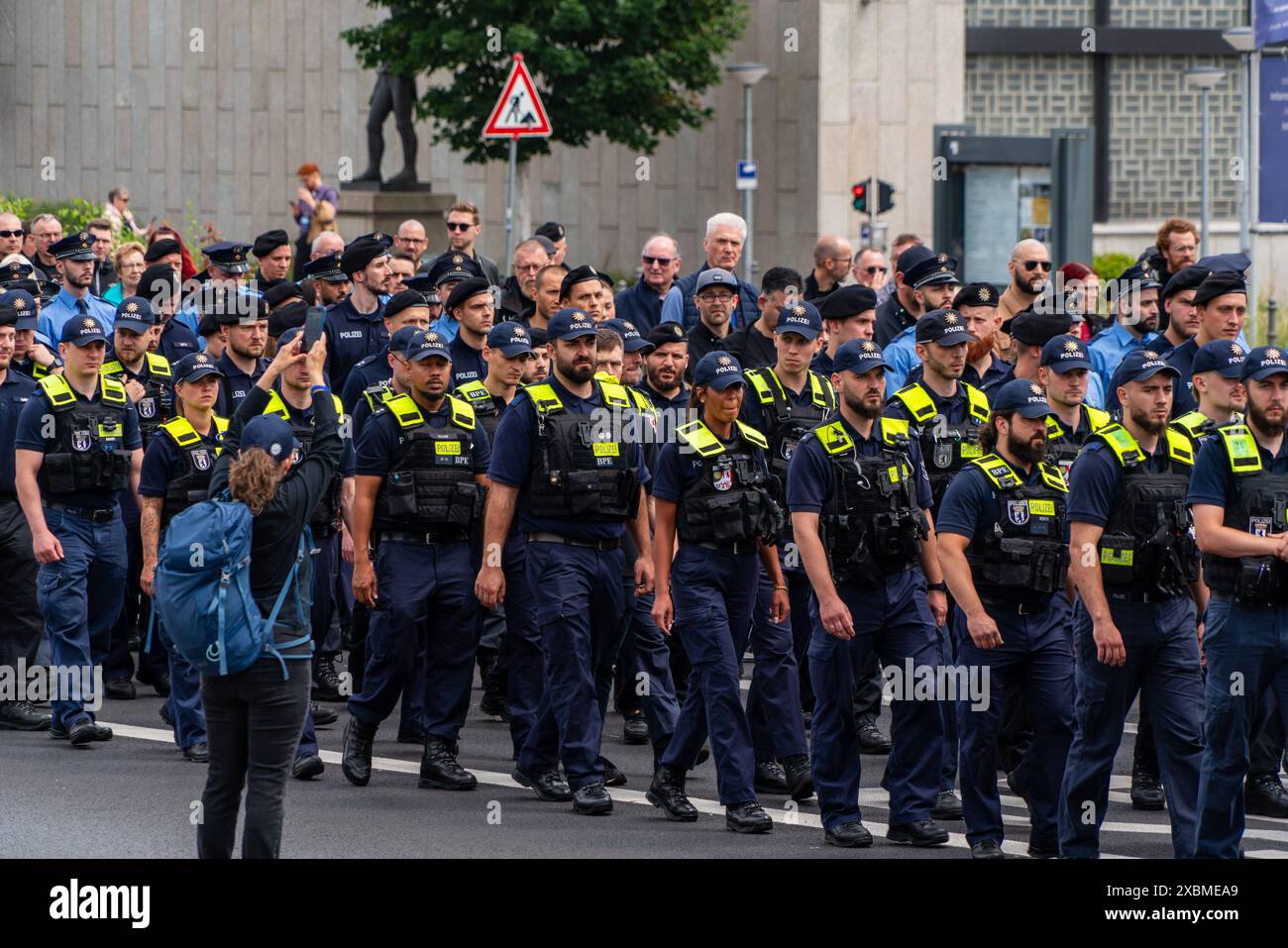 Berlin Germany June 7, 2024: Silent march by the police for colleague ...