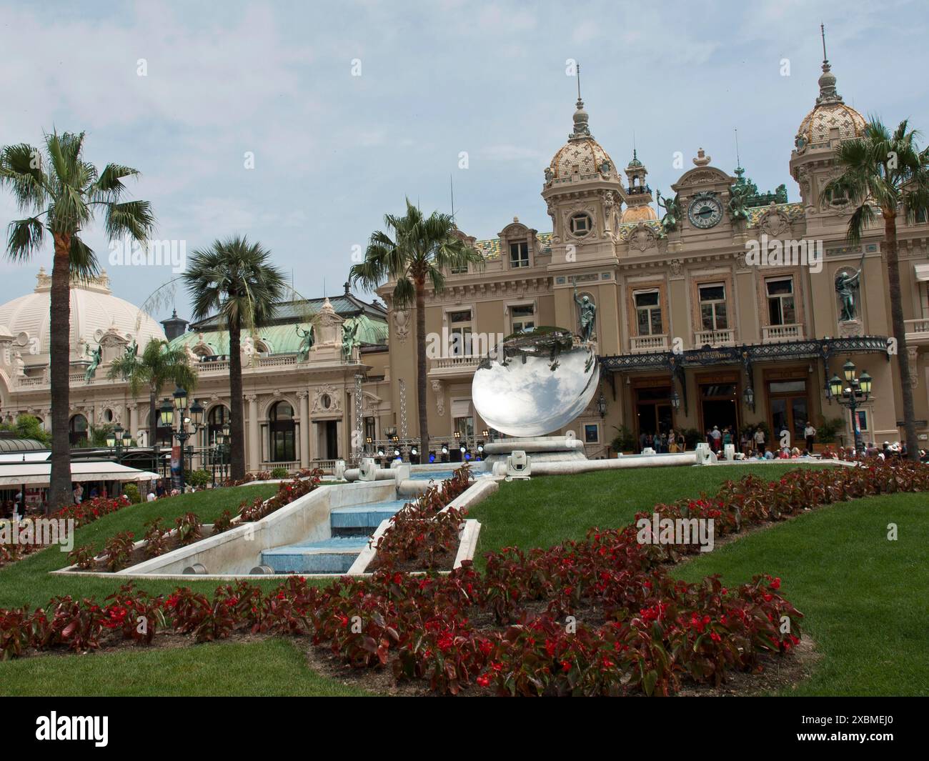 Palm tree architecture view hi-res stock photography and images - Alamy
