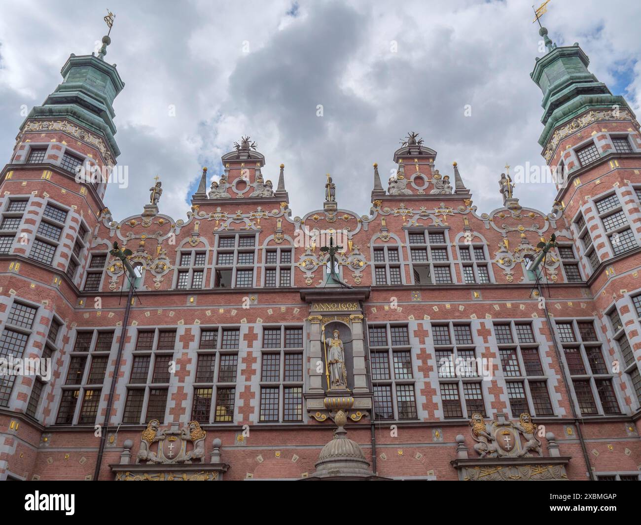 Magnificently decorated historic building hi-res stock photography and ...