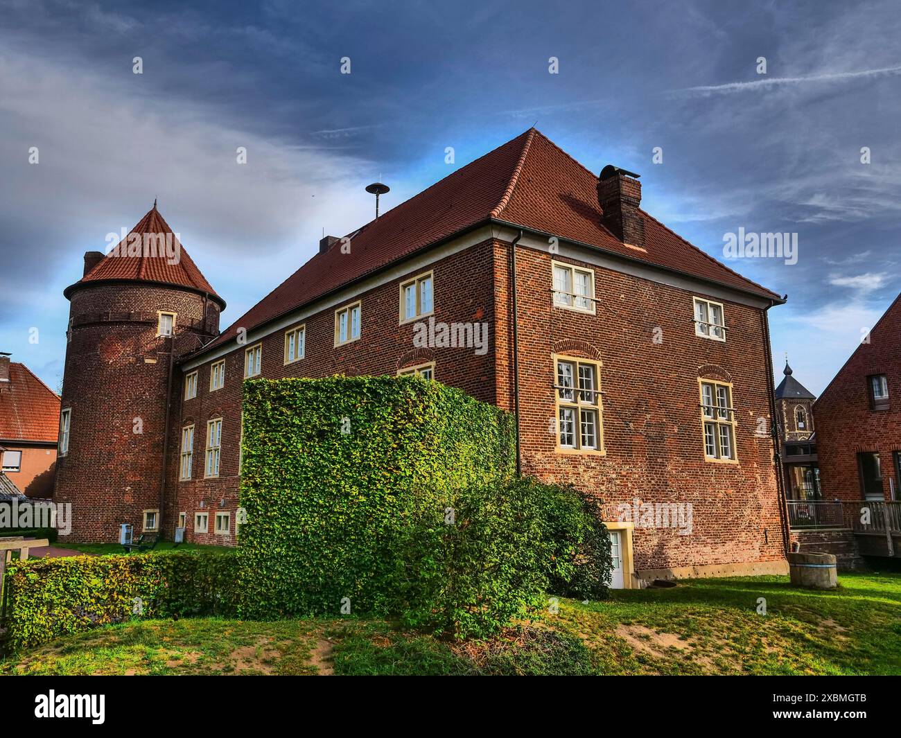 Brick turret hi-res stock photography and images - Alamy