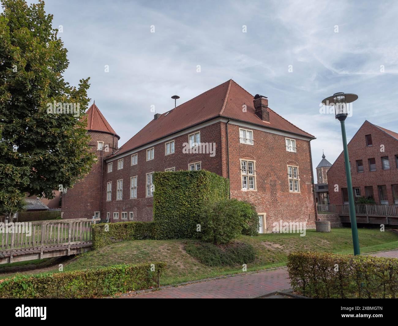 Red brick tower attached hi-res stock photography and images - Alamy