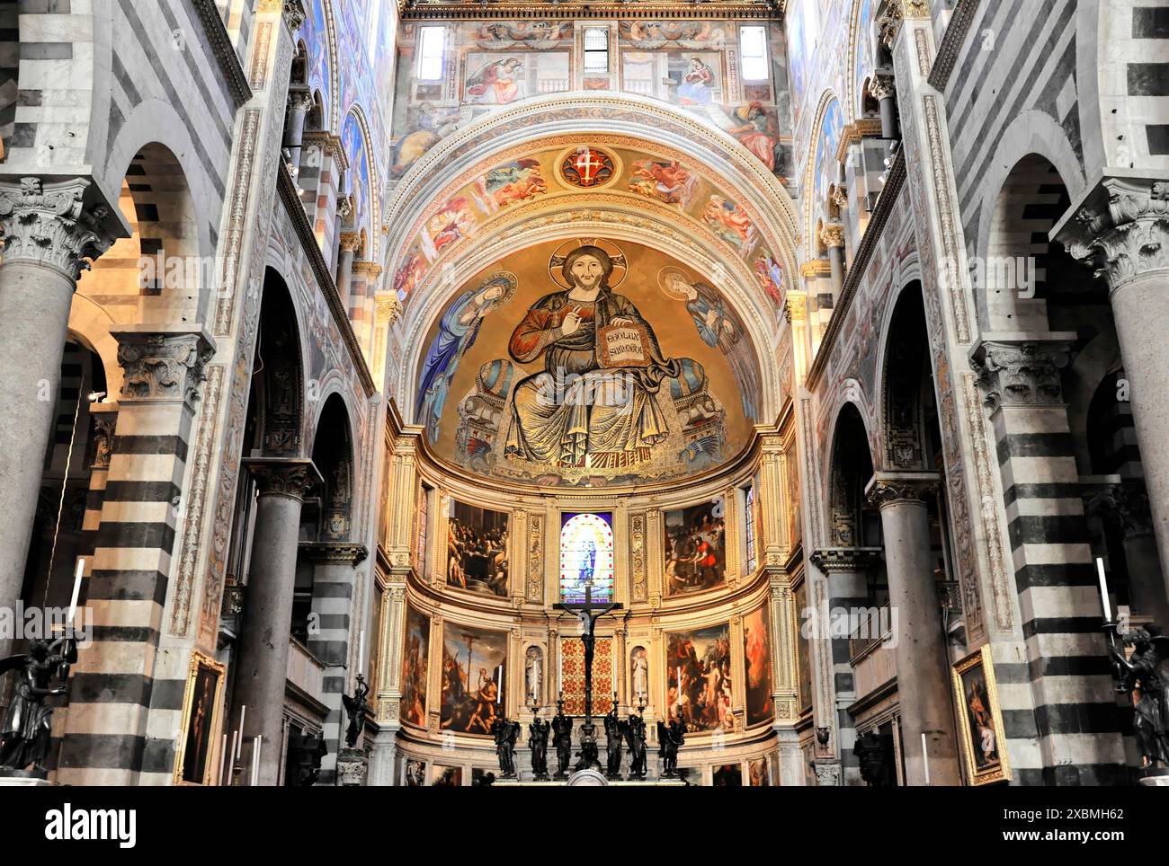 Interior, Cathedral of Santa Maria Assunta, Pisa, Tuscany, Italy ...
