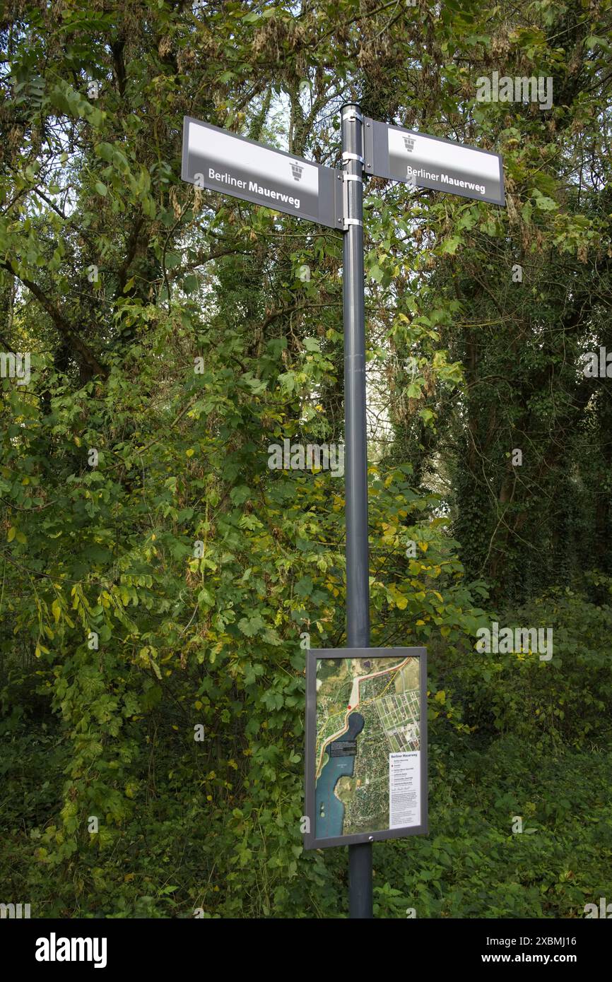 Signpost of the Berlin Wall Trail Am Park in Gross Glienicke, City of ...