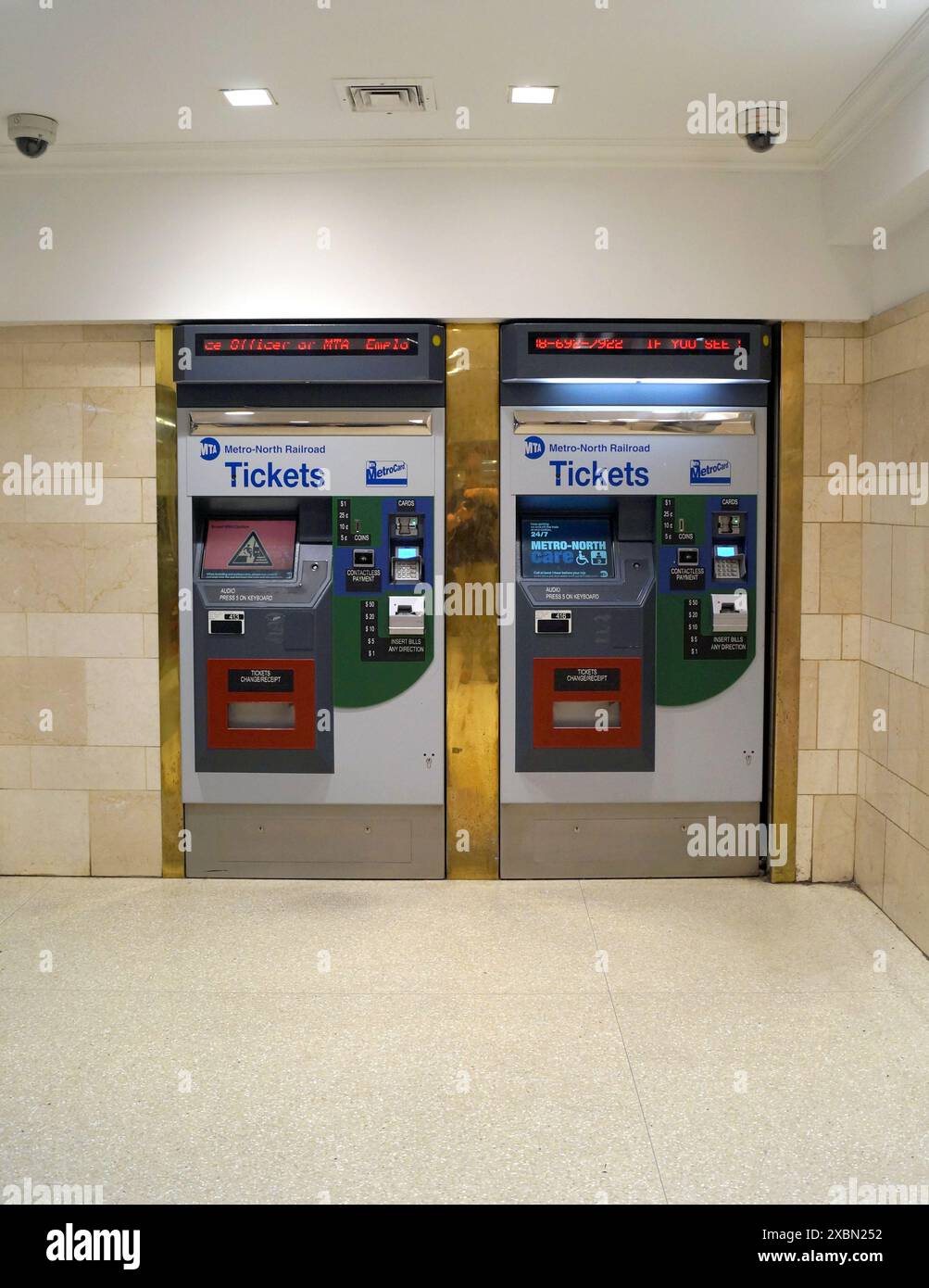 Automated railway ticketing hi-res stock photography and images - Alamy