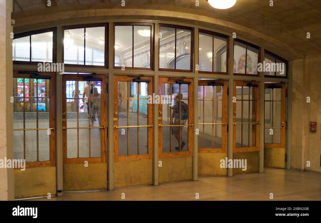 Terminal sections hi-res stock photography and images - Alamy