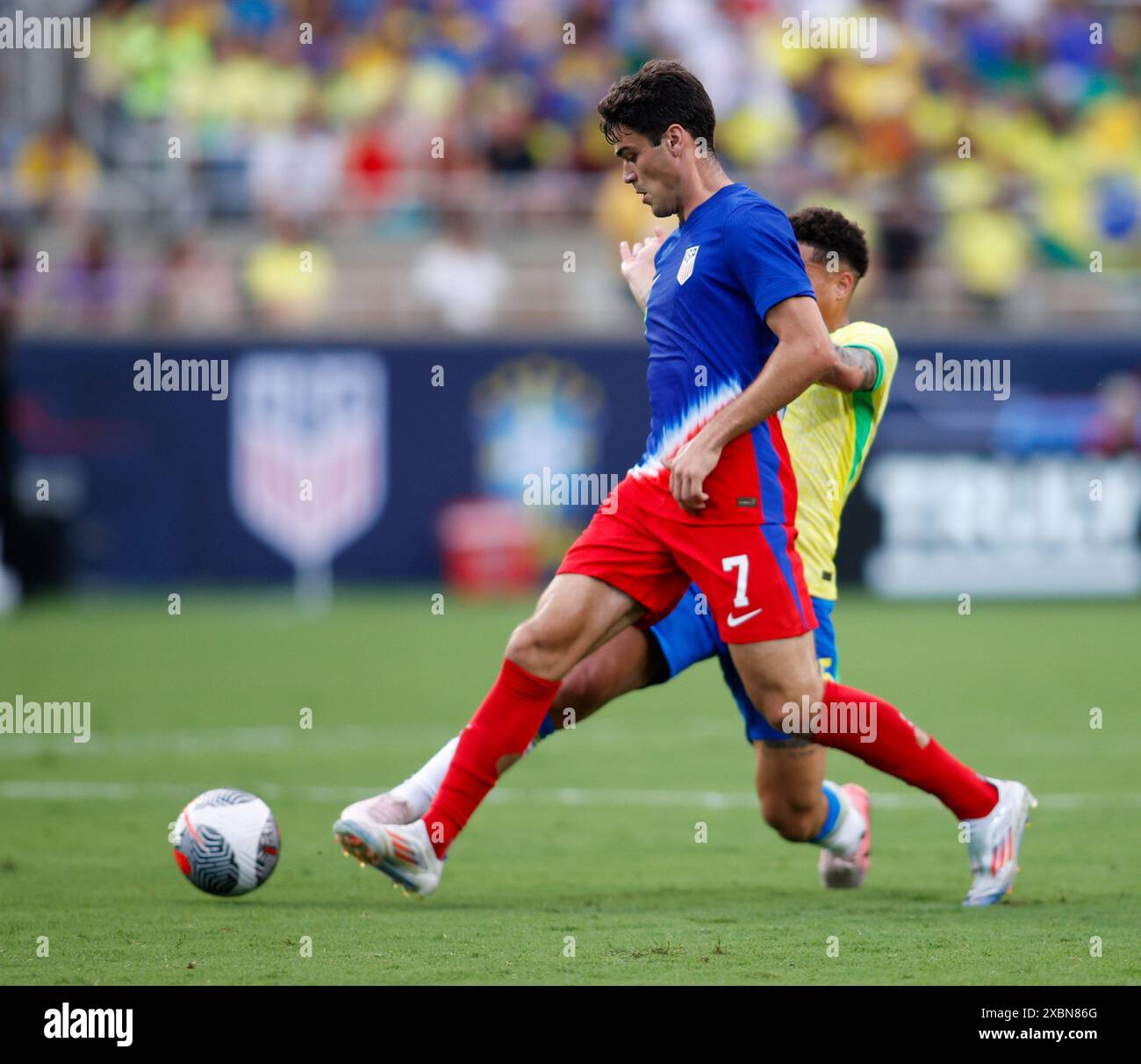 June 12, 2024, Orlando, Florida, USA: United States midfielder GIO ...