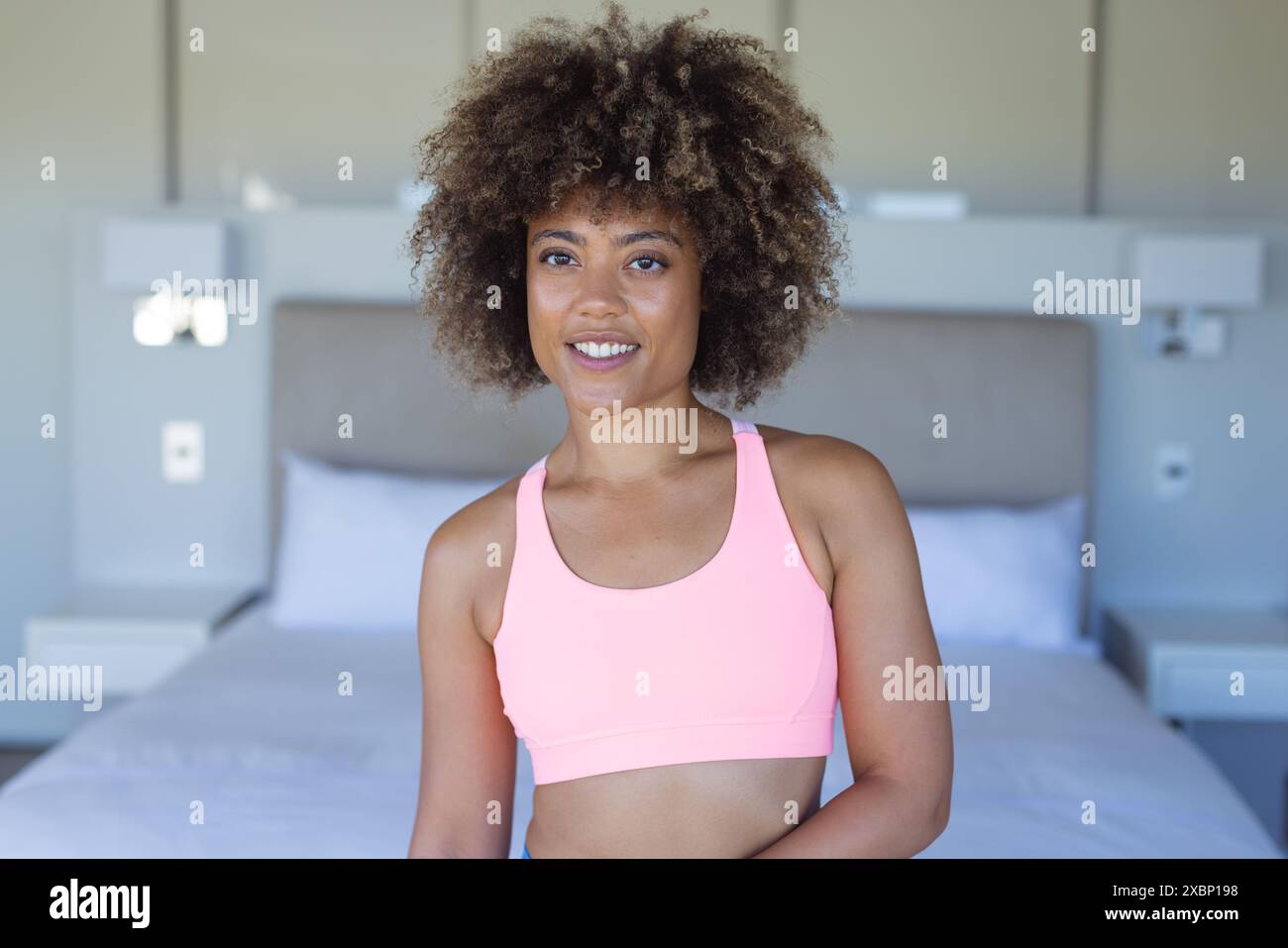 Woman pink bra hi-res stock photography and images - Alamy