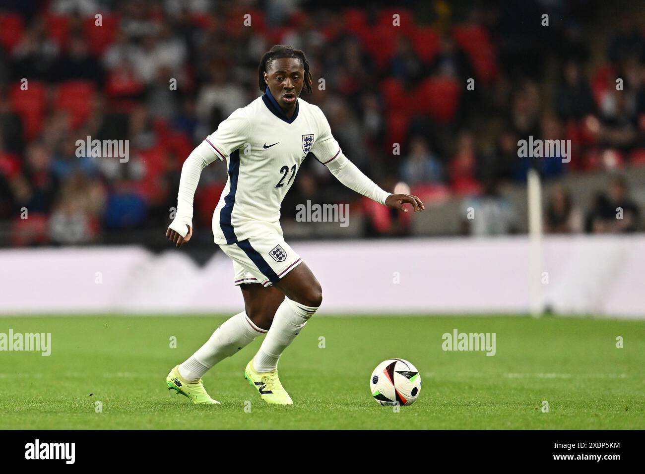 LONDON, ENGLAND - JUNE 7: Eberechi Eze of England during the ...