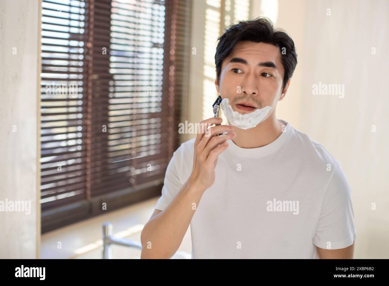 Chinese man in bathroom hi-res stock photography and images - Alamy