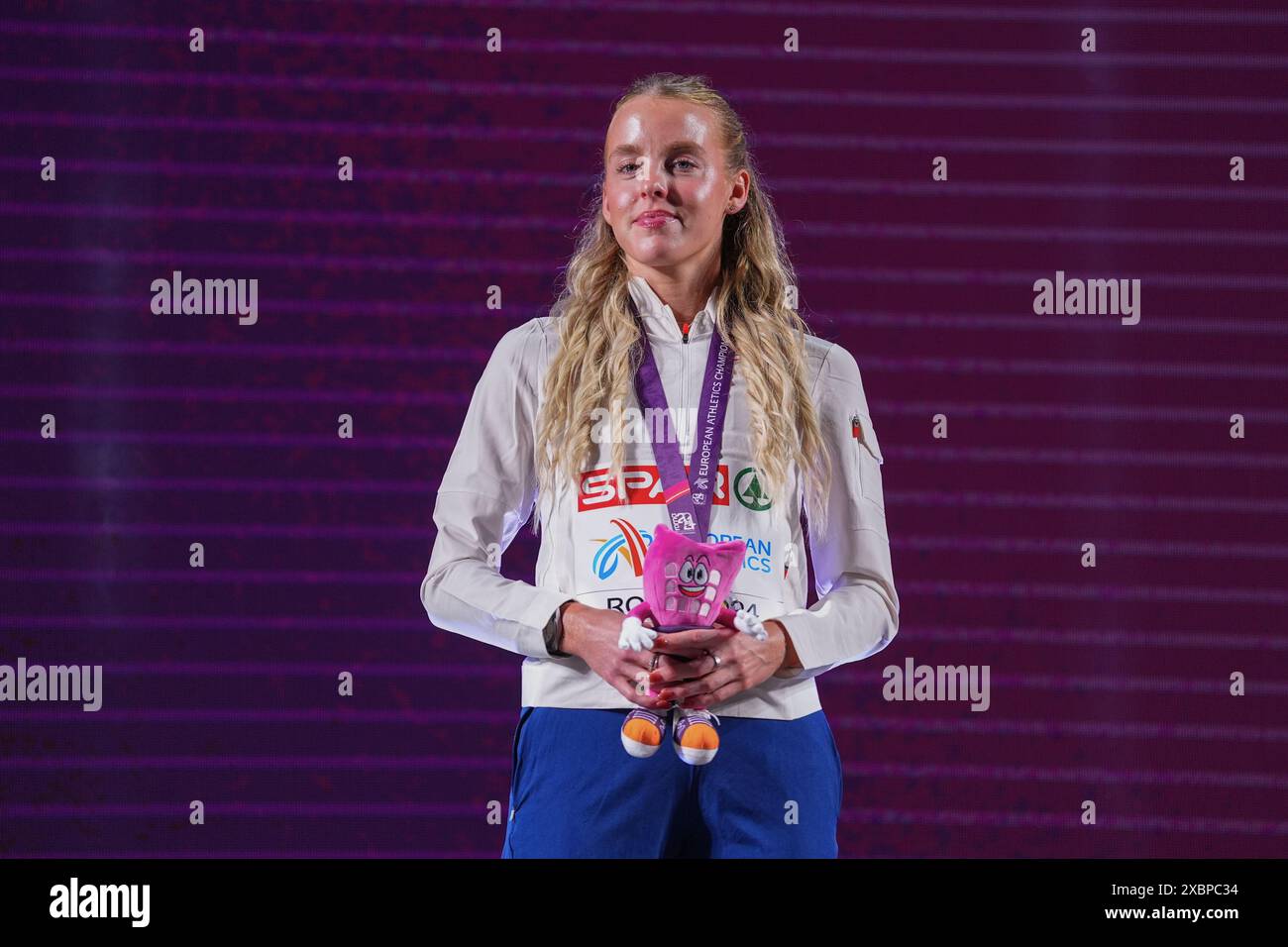 Keely hodgkinson hi-res stock photography and images - Alamy