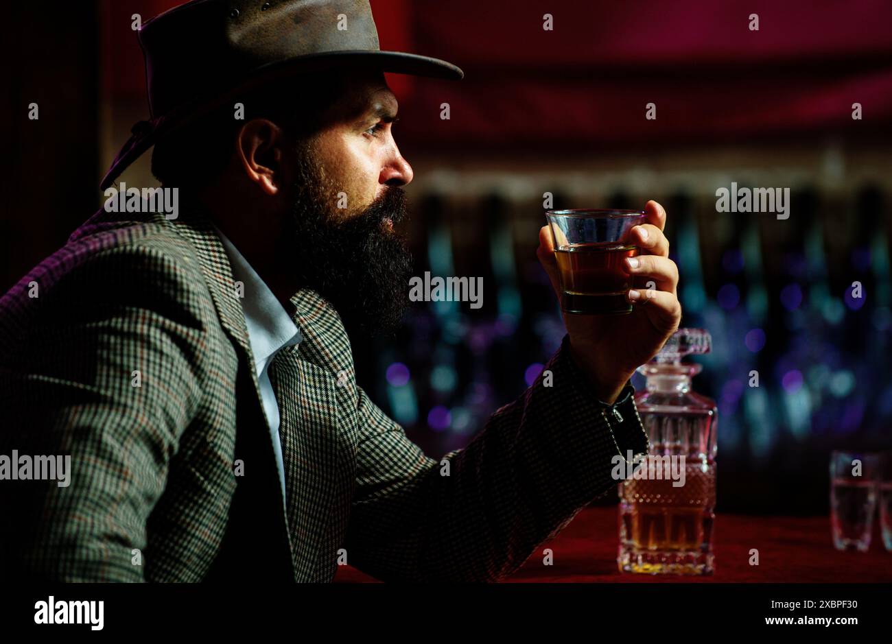 Man cowboy hat long leather hi-res stock photography and images - Alamy