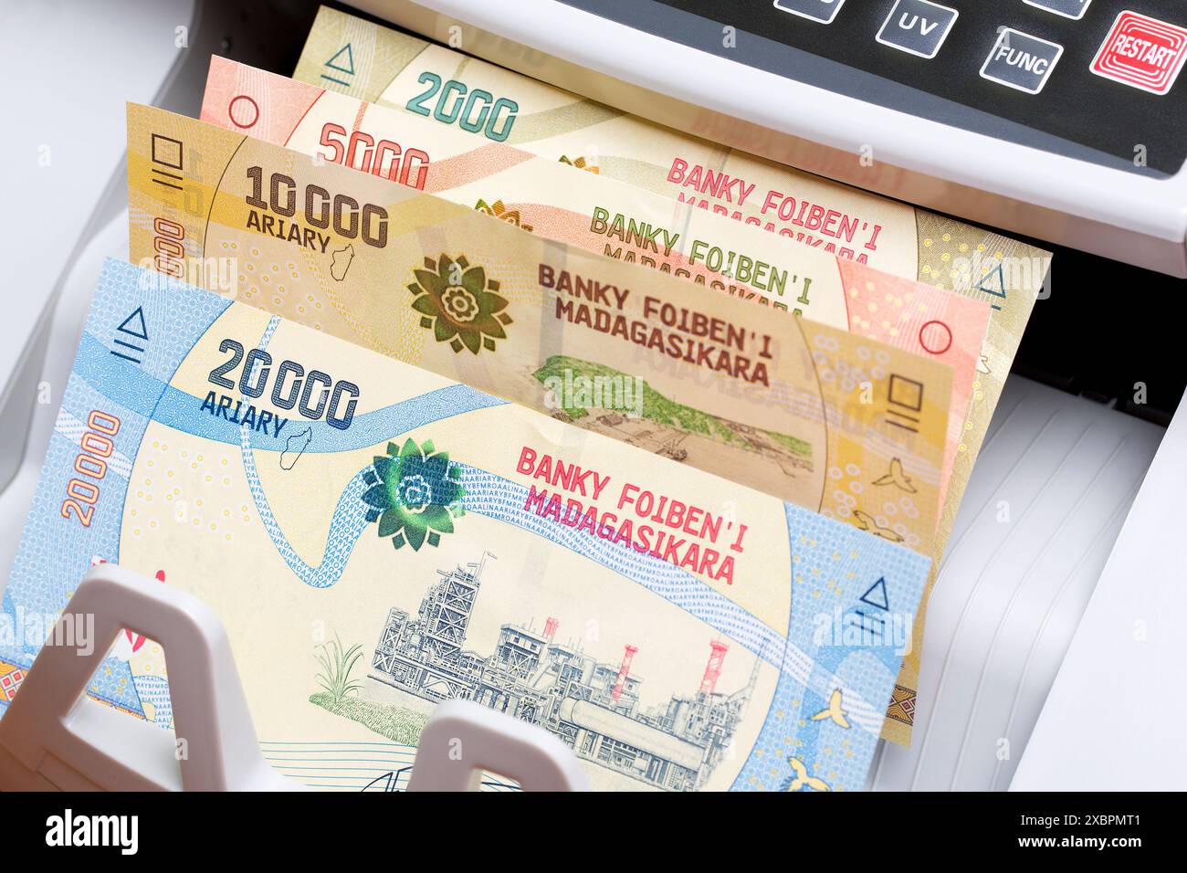 Ariary banknote hi-res stock photography and images - Alamy