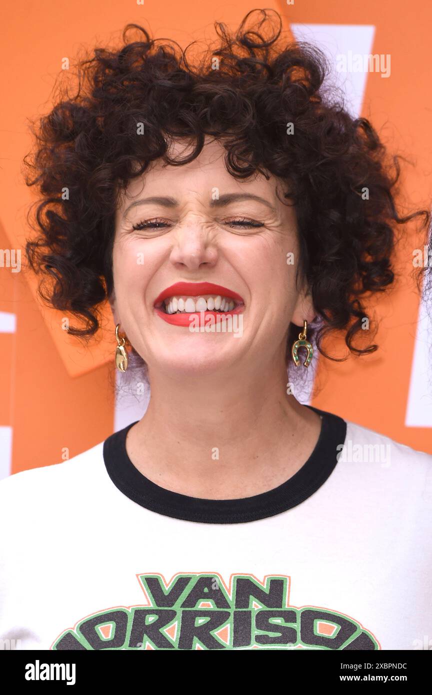 Annie Macmanus bei der Royal Academy of Arts Summer Exhibition 2024 ...