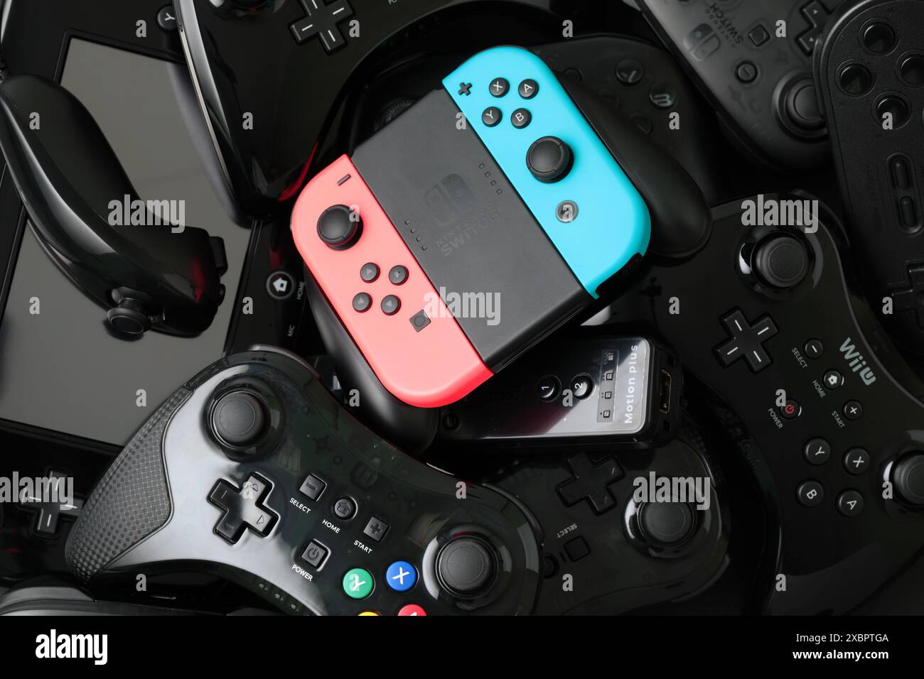 Major entertainment center hi-res stock photography and images - Alamy