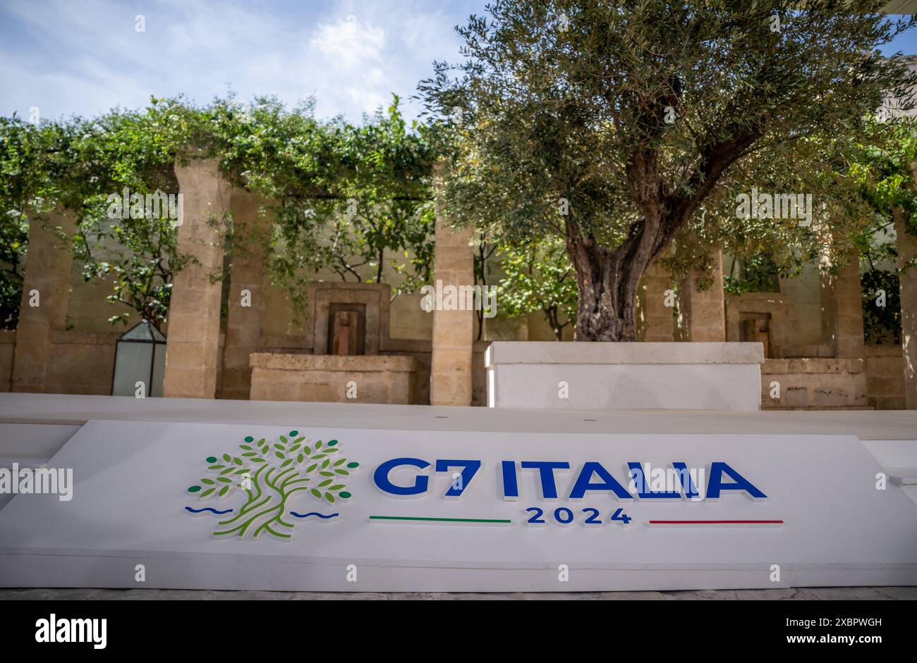 Logo g7 summit in italy hi-res stock photography and images - Alamy