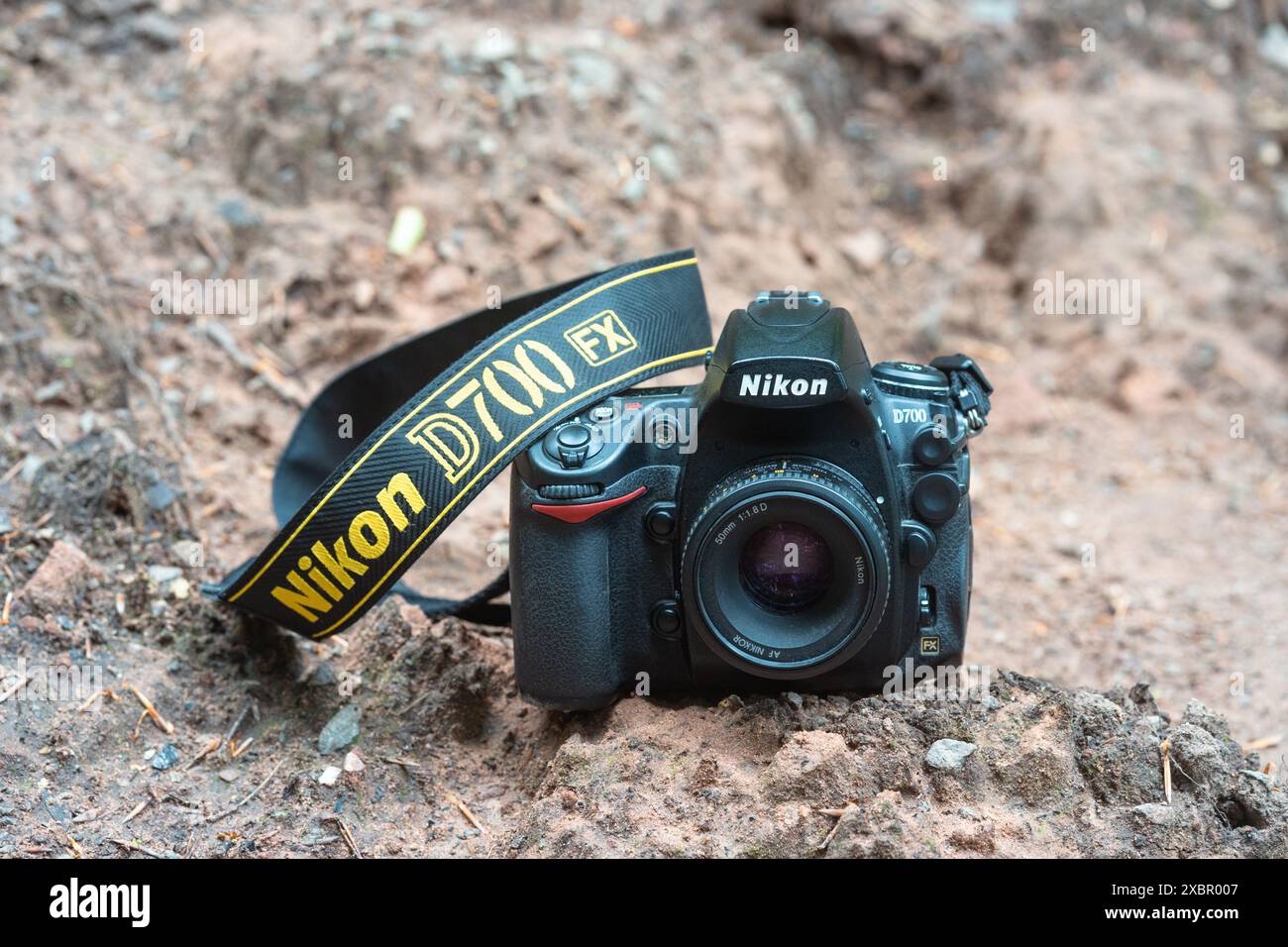 Nikon D700 full frame camera with 50mm F1.8 D lens Stock Photo - Alamy