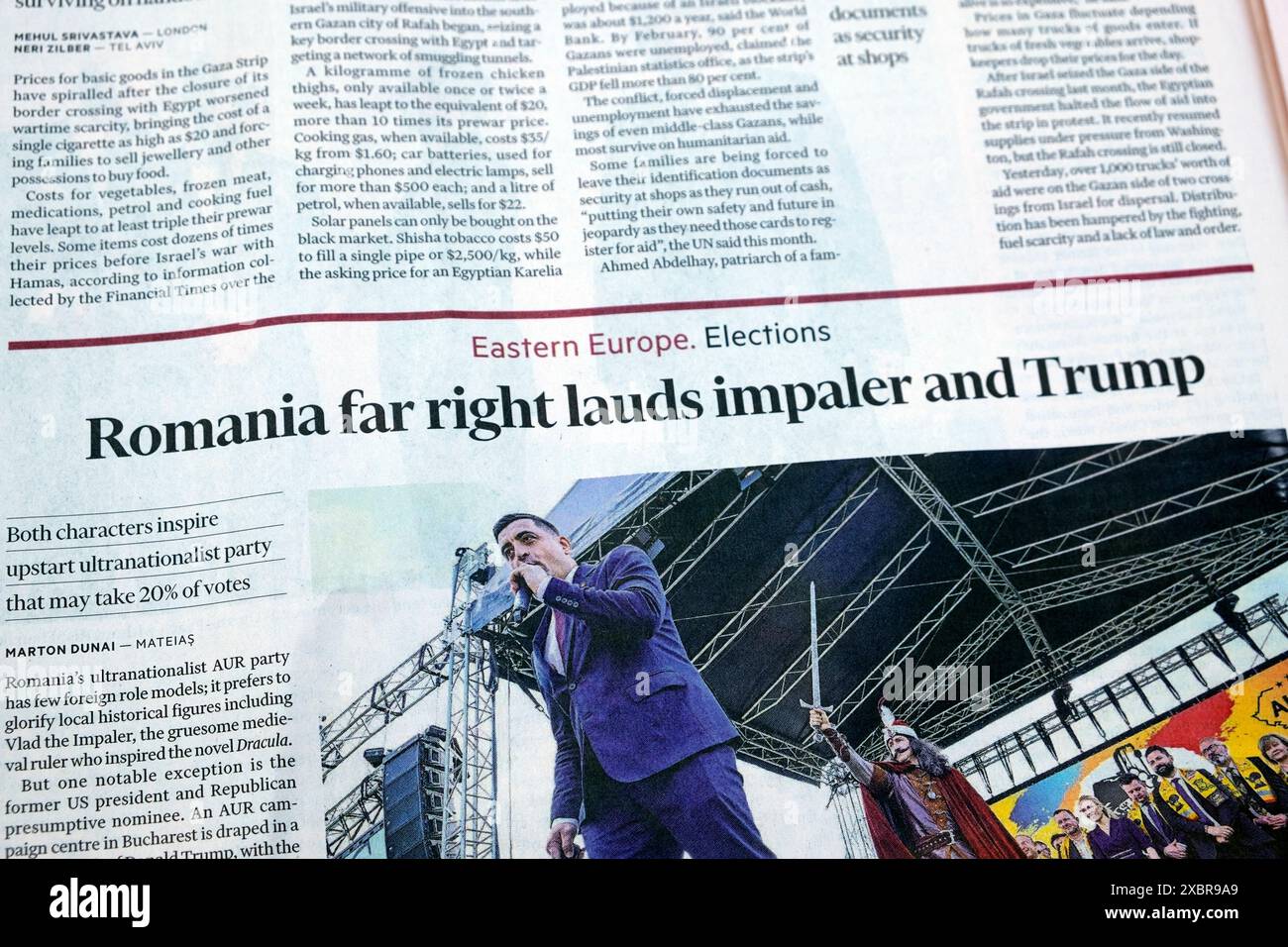 Aur party hi-res stock photography and images - Alamy