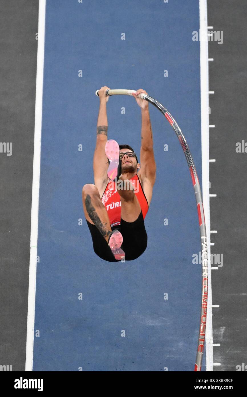 Sasma Ersu in Men's Pole Vault Final during the day 6 of European ...