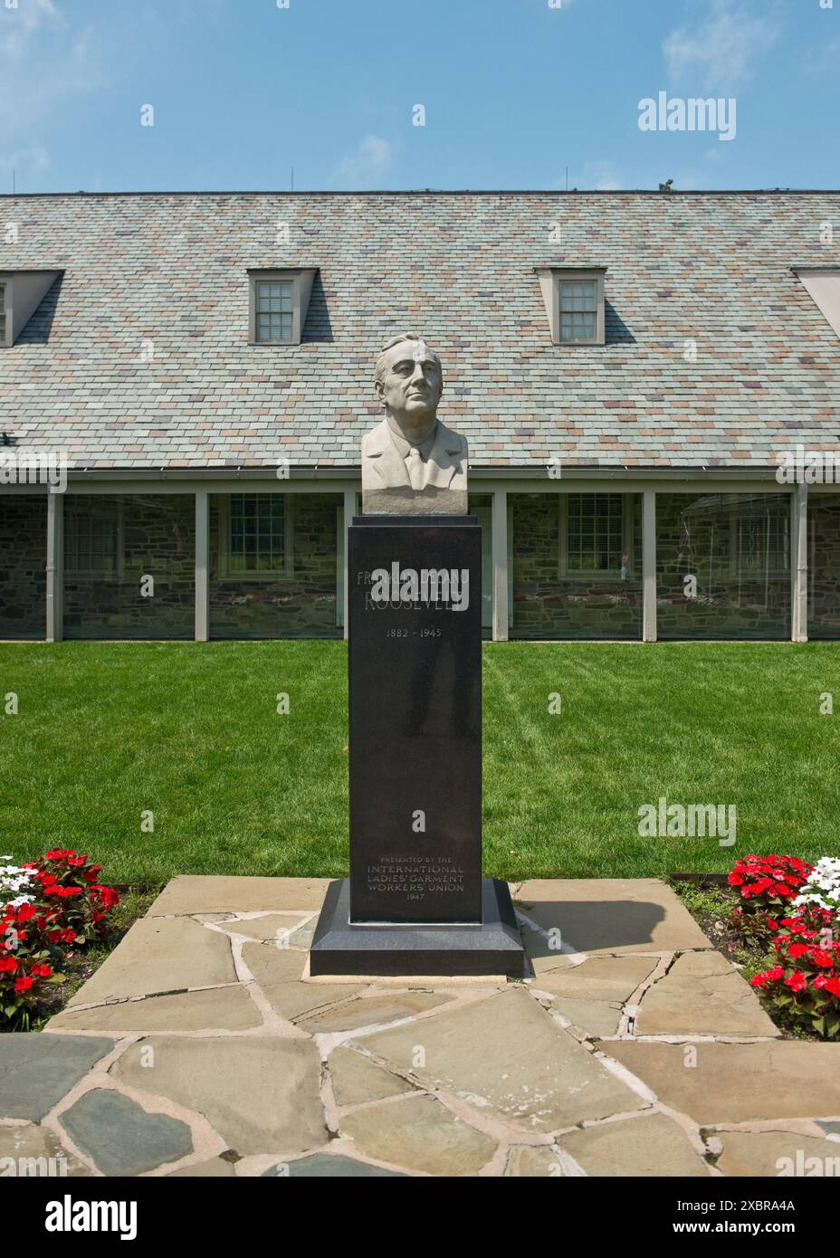 Sculpture head of President Roosevelt. Home of Franklin D. Roosevelt ...