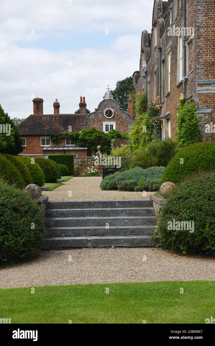 Manor house garden Stock Photo - Alamy