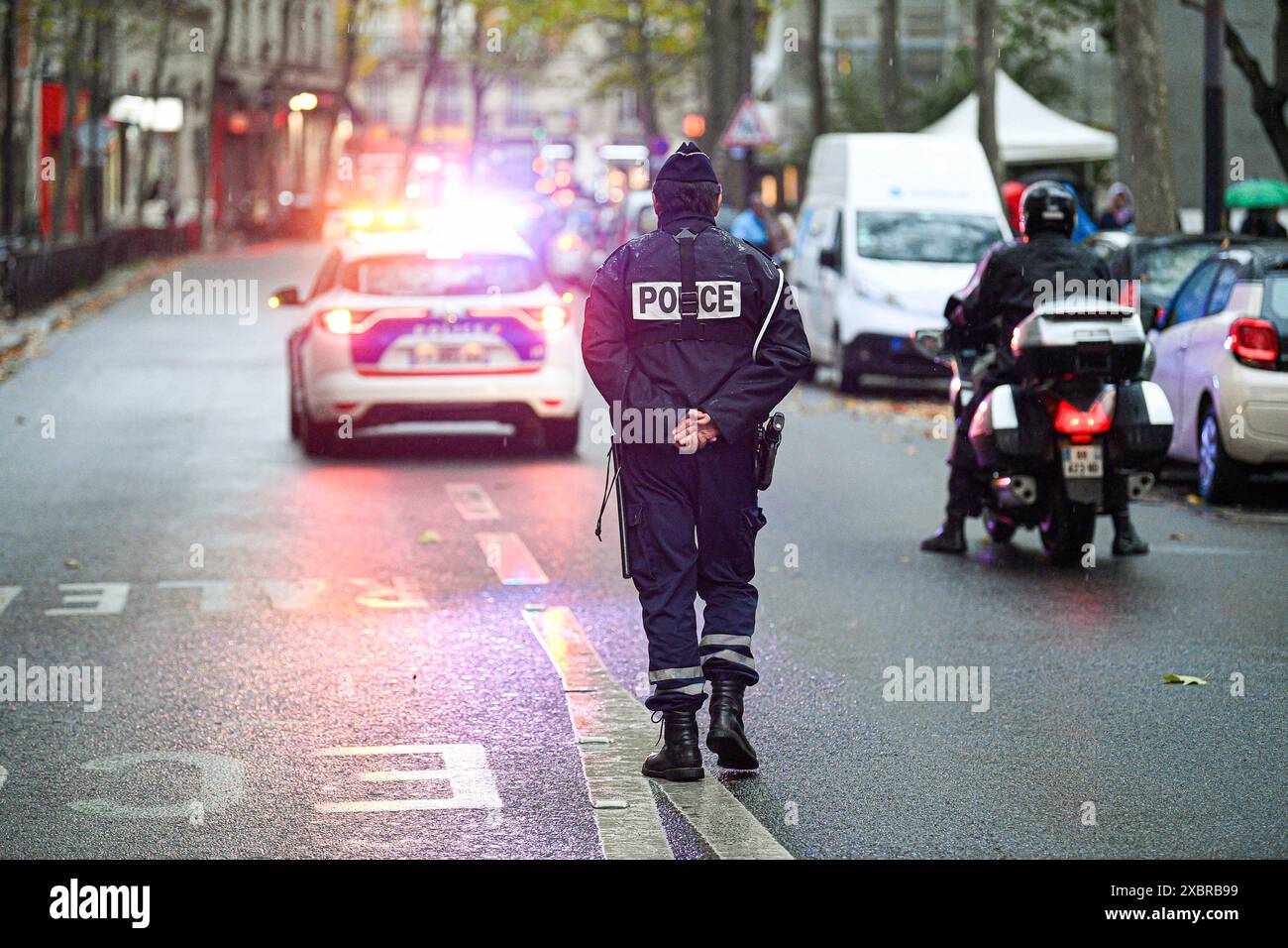 Polic uniforms hi-res stock photography and images - Alamy