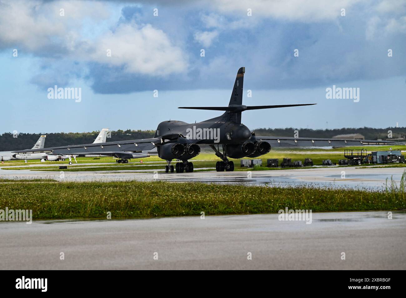 A U.S. Air Force B-1B Lancer taxis at Andersen Air Force Base, Guam ...