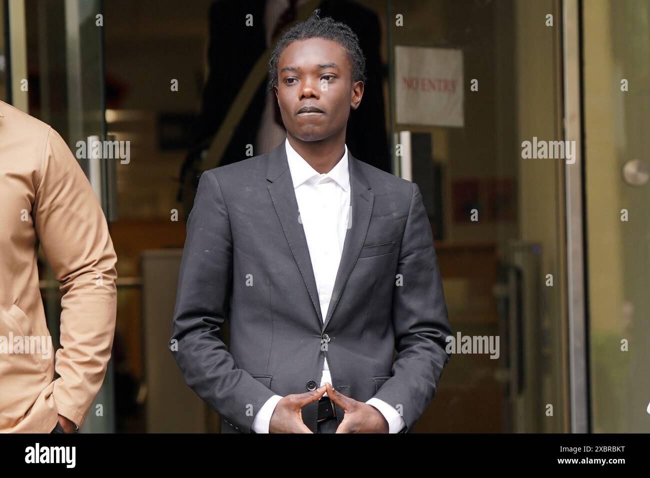 Bacari-Bronze O'Garro, also known as Mizzy, leaves Highbury Corner ...