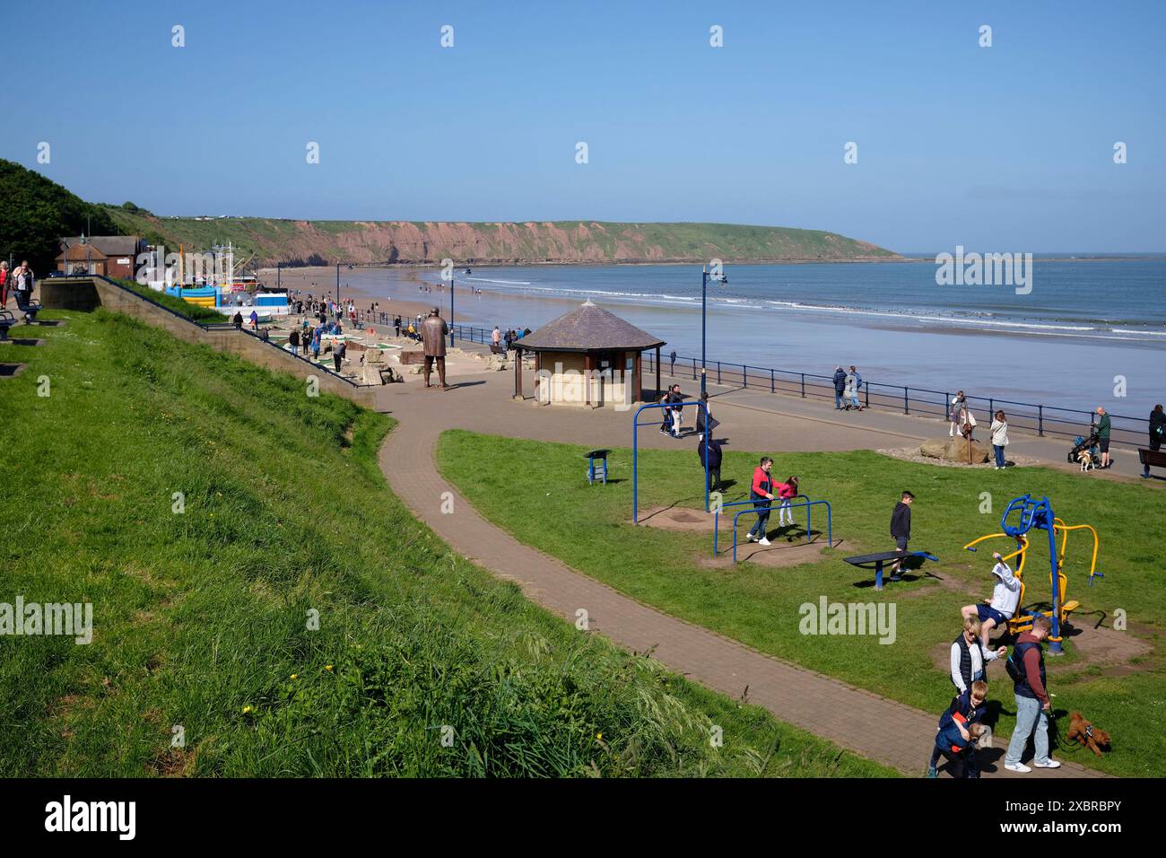 The seafront and beach at Filey, North Yorkshire East Coast, northern ...