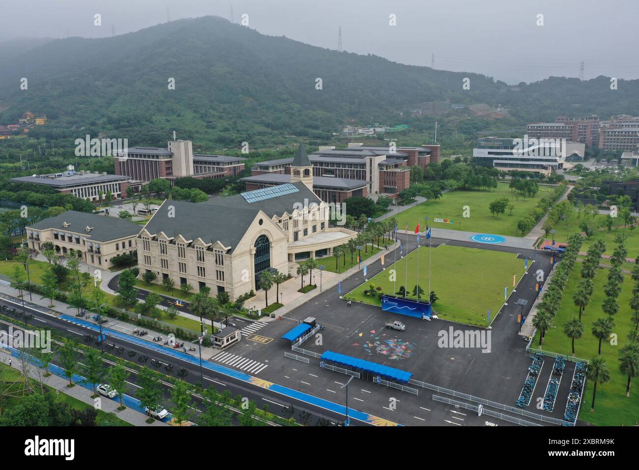 (240613) -- WENZHOU, June 13, 2024 (Xinhua) -- An aerial drone photo ...