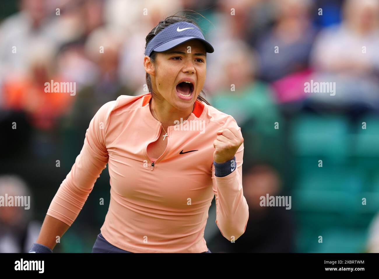 Emma Raducanu Celebrates Winning The First Set Against Daria Snigur On