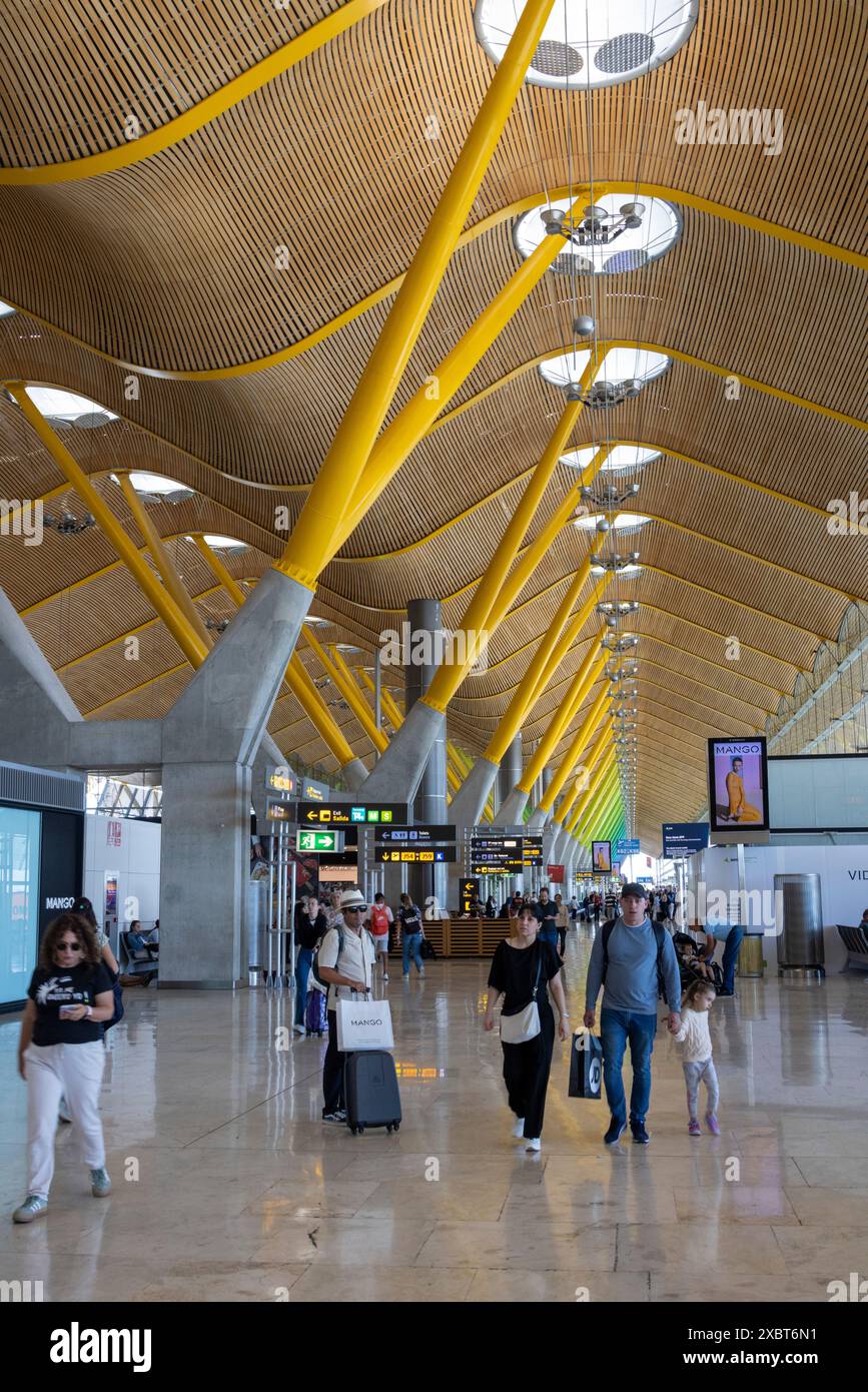 departure gates, Terminal 4 Madrid–Barajas Airport, Spain, built 1998 ...