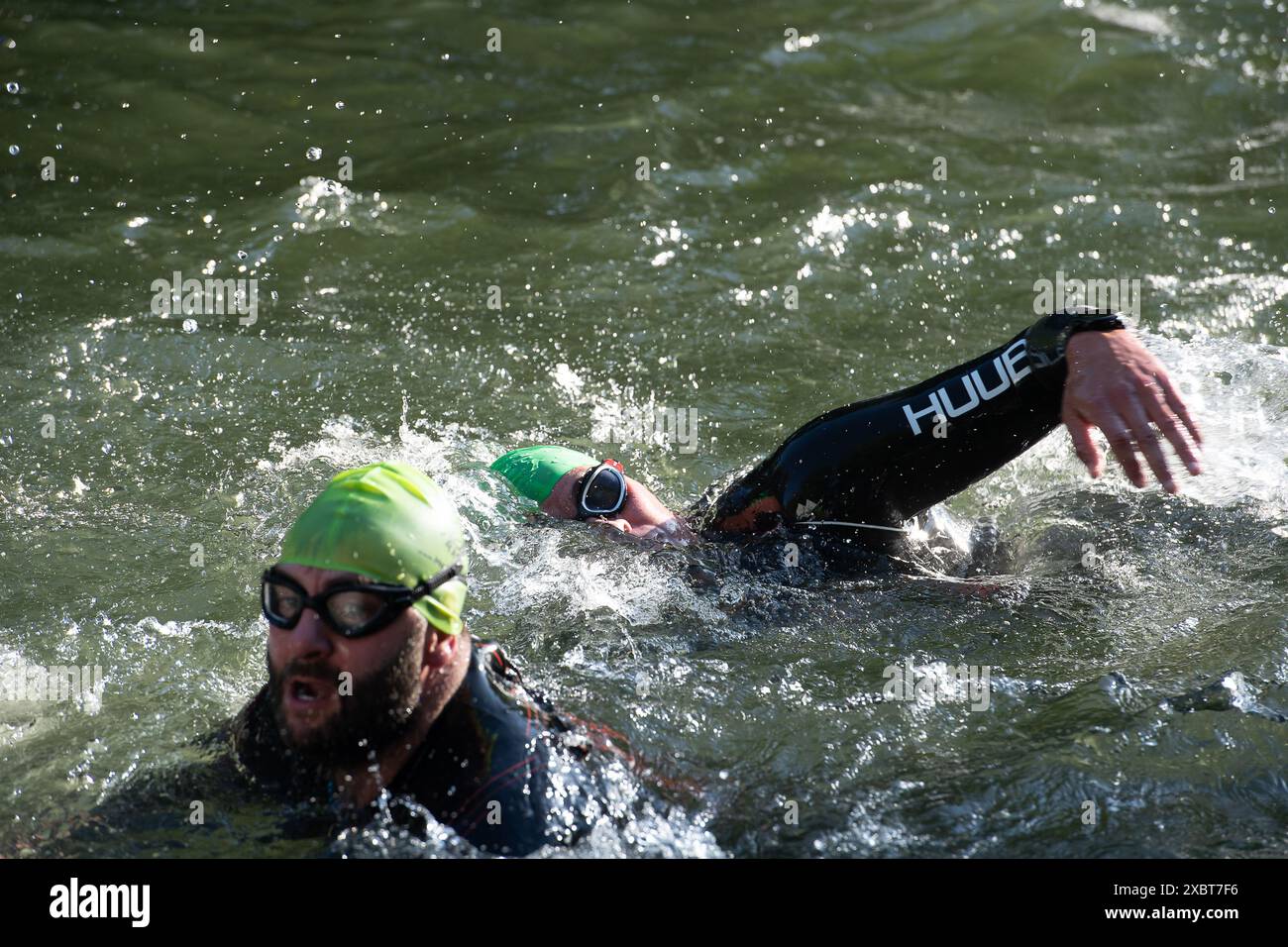 FILE PICS. 13th June, 2024. Triathletes swimming in the River Thames in ...