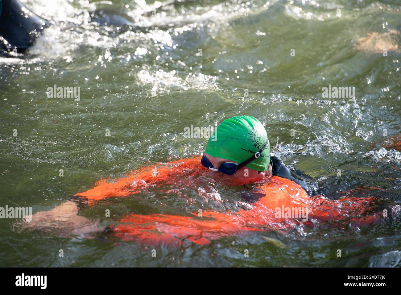 FILE PICS. 13th June, 2024. Triathletes swimming in the River Thames in ...