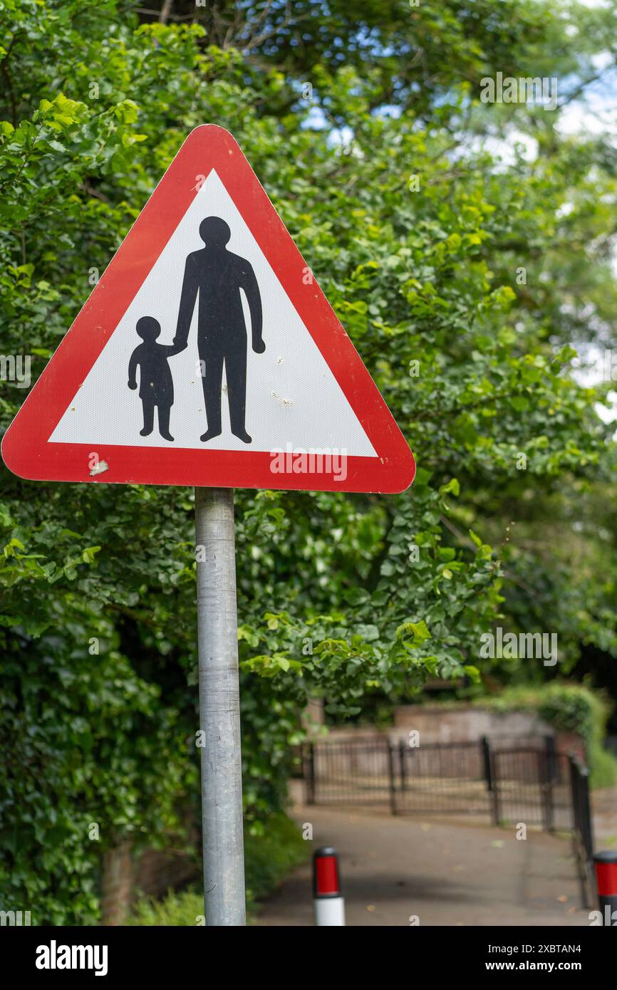 Road signs warning pedestrians hi-res stock photography and images - Alamy