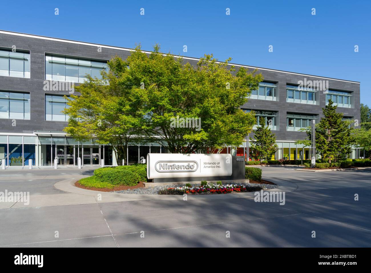 Nintendo office hi-res stock photography and images - Alamy